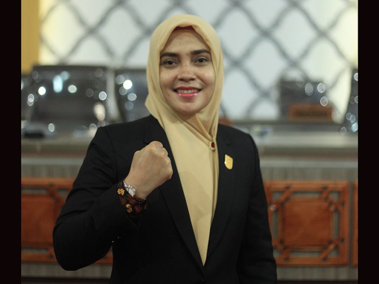 Devi Yunita, S.T. – Dewan Perwakilan Rakyat Kota